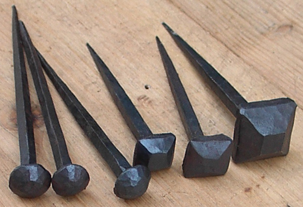 Les différents types de clous - Bricom